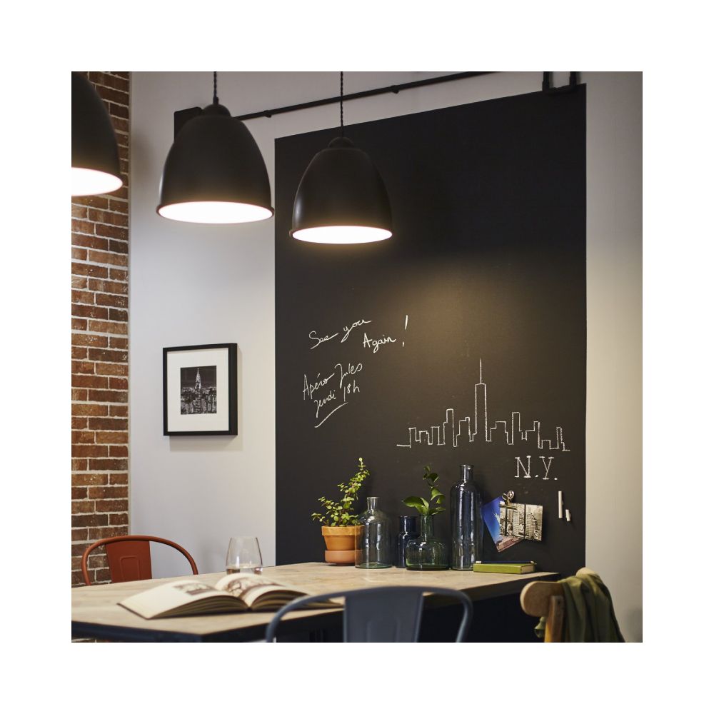 10 idei de decorat casa la interior cu culoarea neagra