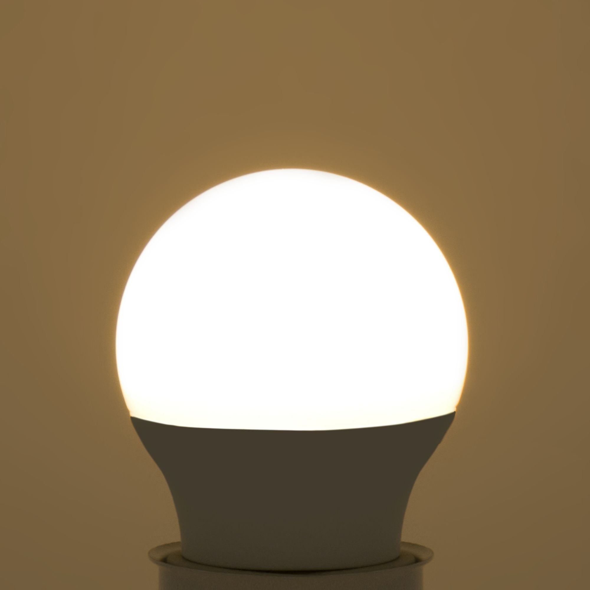 Bec LED Lexman, E27, alb cald, 2700K, 4.8 W, 470 lm, tip sferic, mat