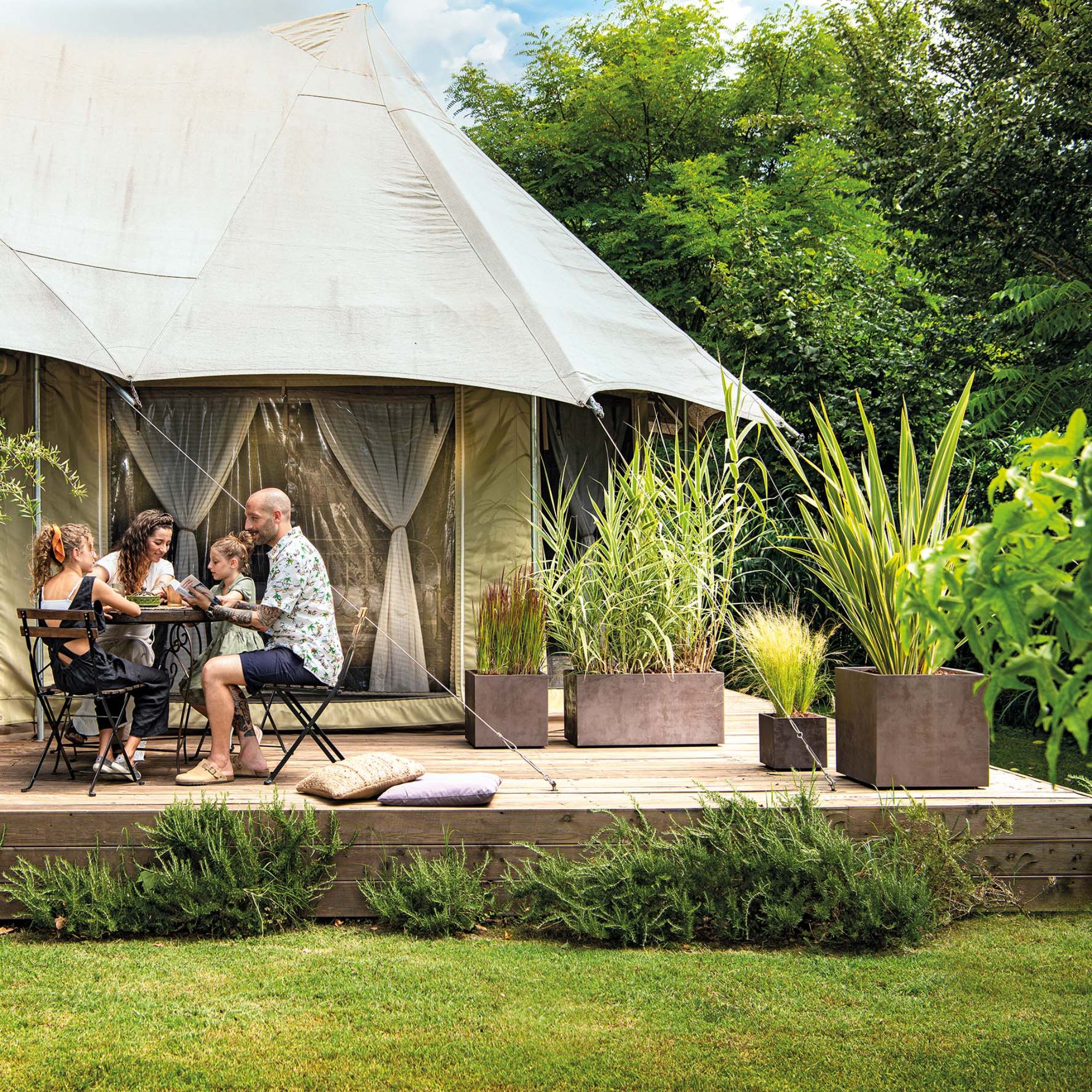 Jardiniera Millenn, polipropilena, lungime 59 cm, maro