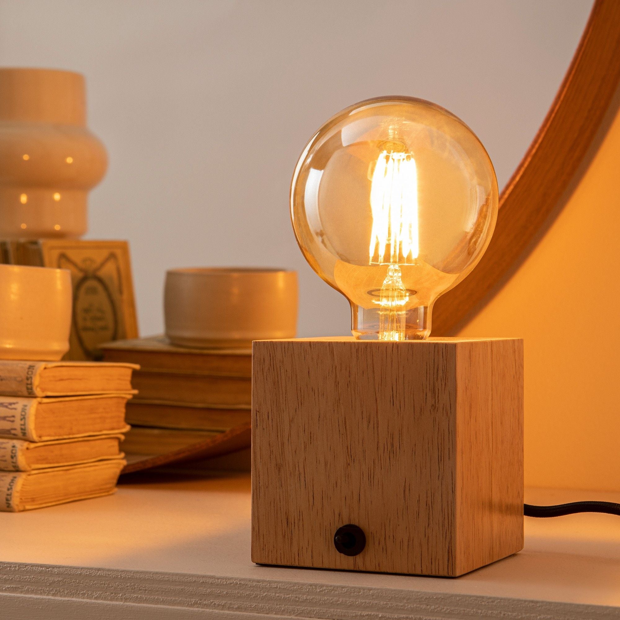 Bec LED decorativ, Lexman, E27, alb cald, 4.2W, 470 lumeni, tip glob