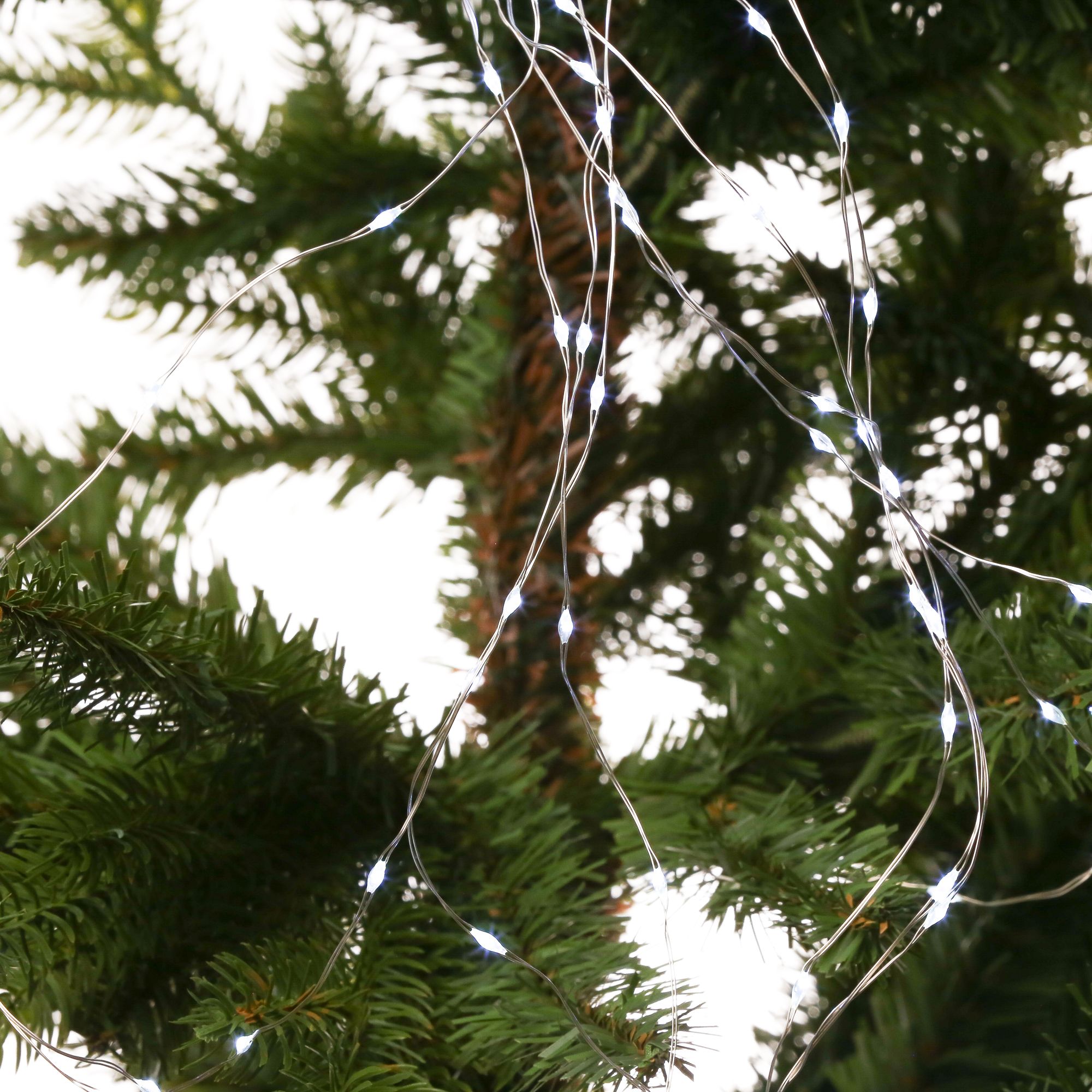 Instalatie de Craciun, Lumineo, tip cascada, 672 micro LED-uri, lungime ...