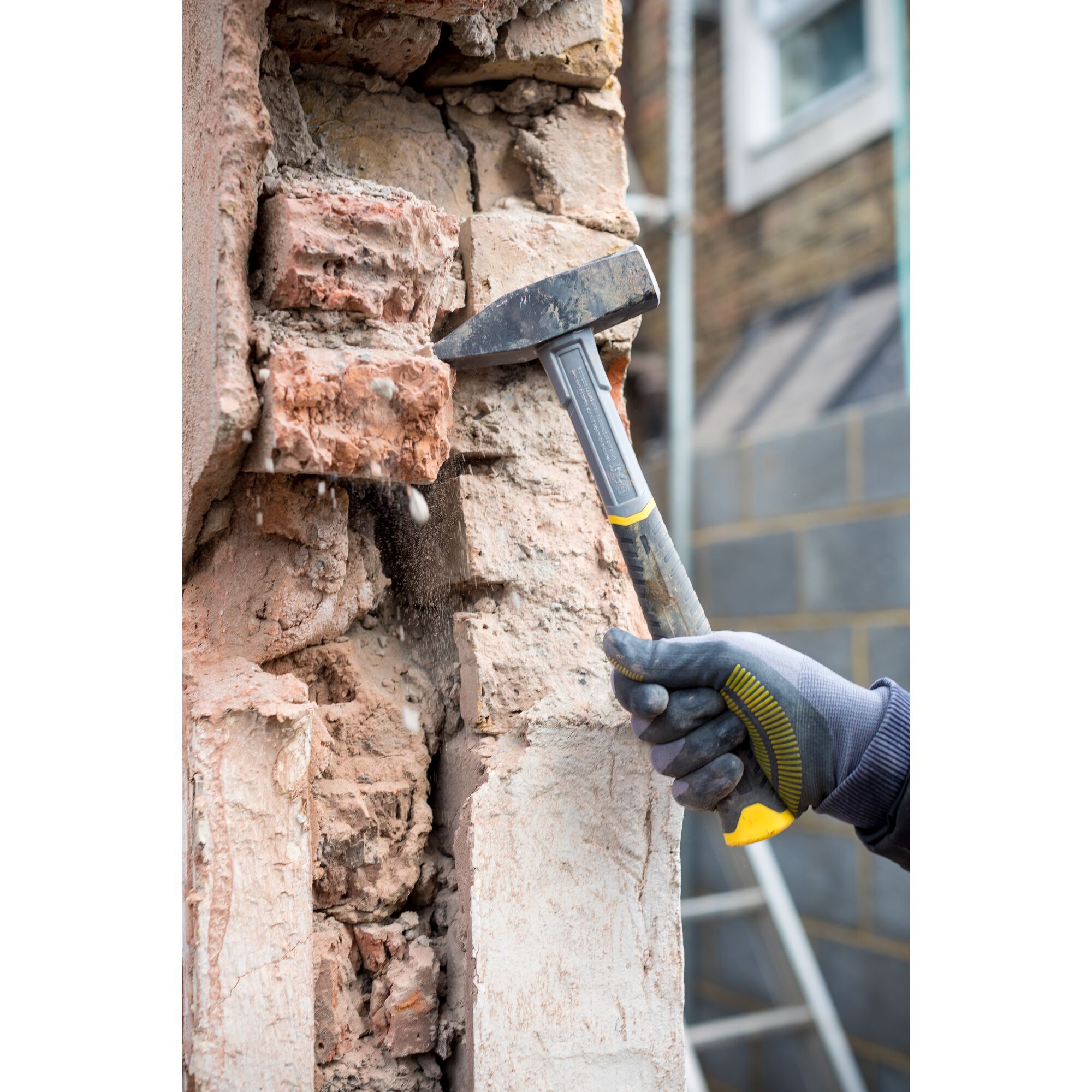 Ciocan lacatus Stanley, maner bimaterial fibra sticla, 800 g