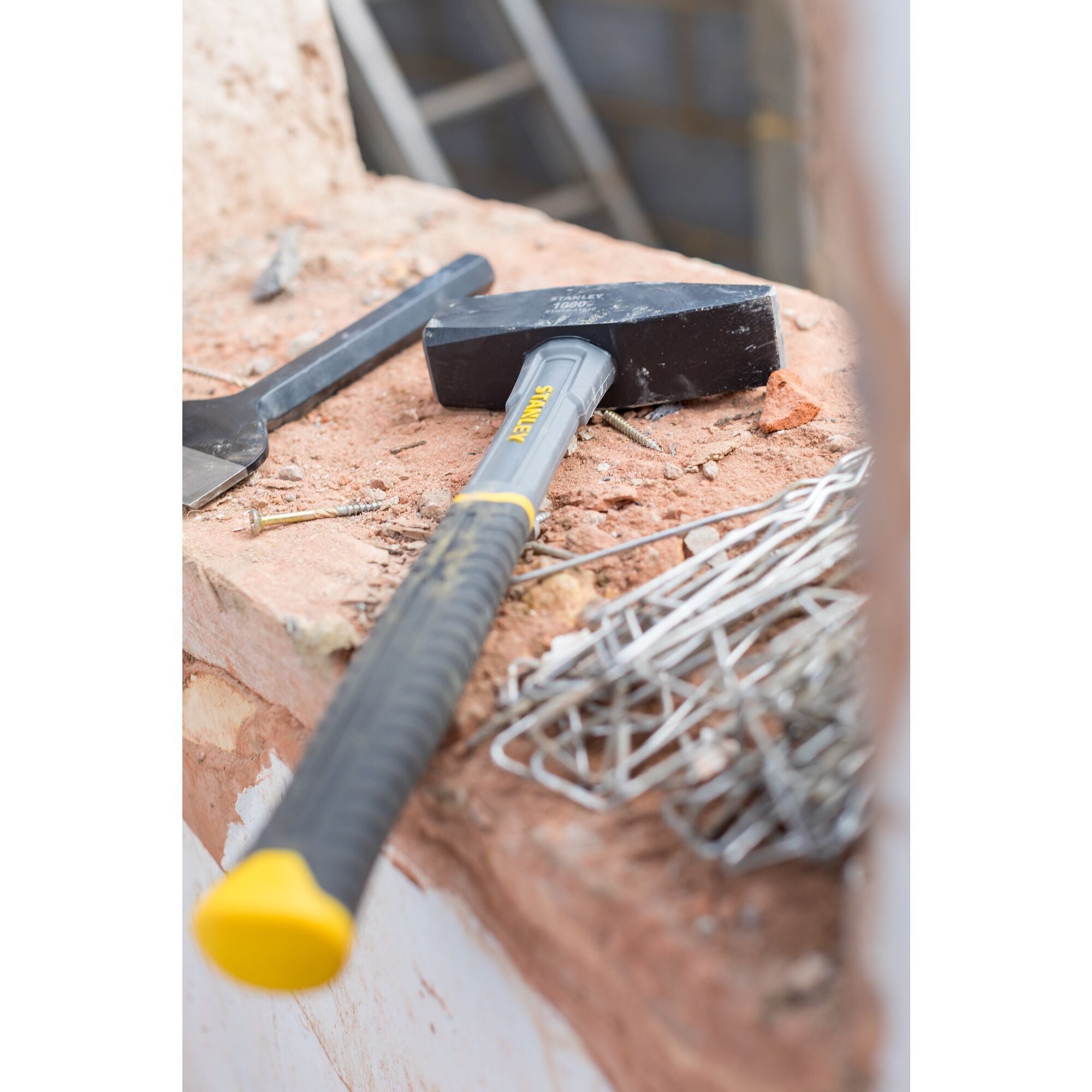 Ciocan lacatus Stanley, maner bimaterial fibra sticla, 1000 g