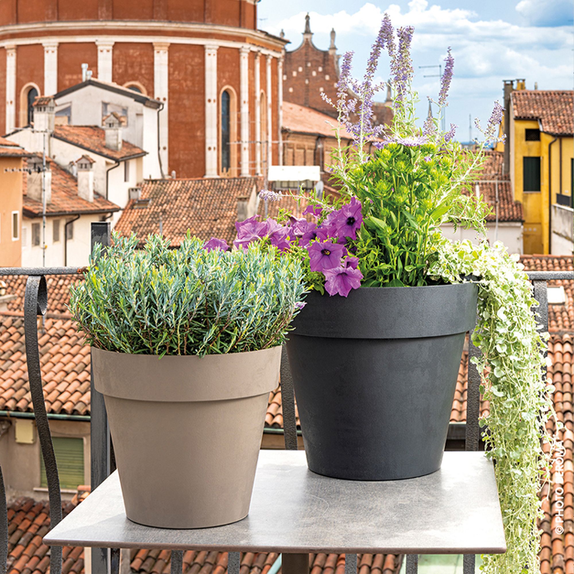 Ghiveci flori Like, plastic, Ø 30 cm, gri