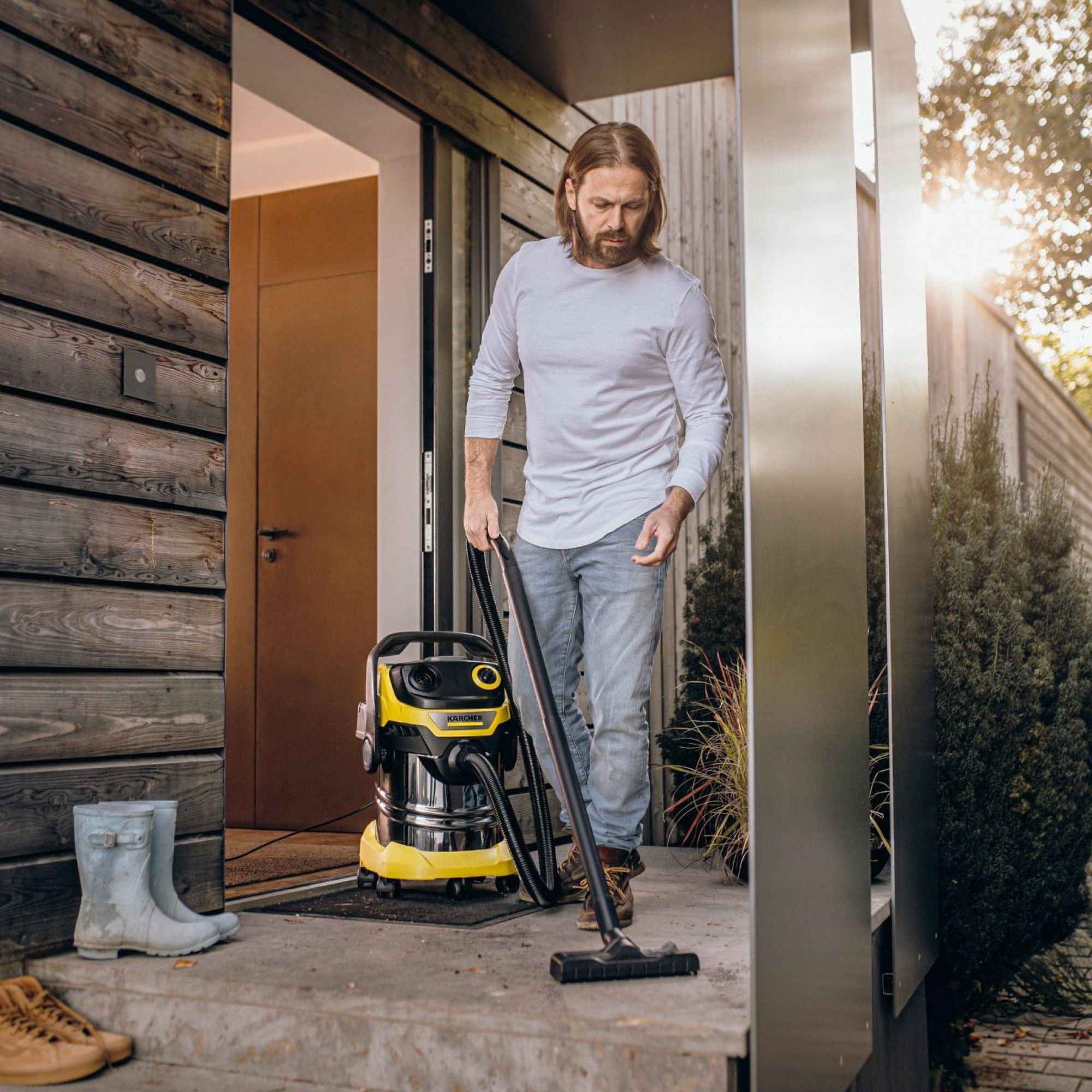 Aspirator umed/uscat Karcher WD5, 1100 W, rezervor 25 L