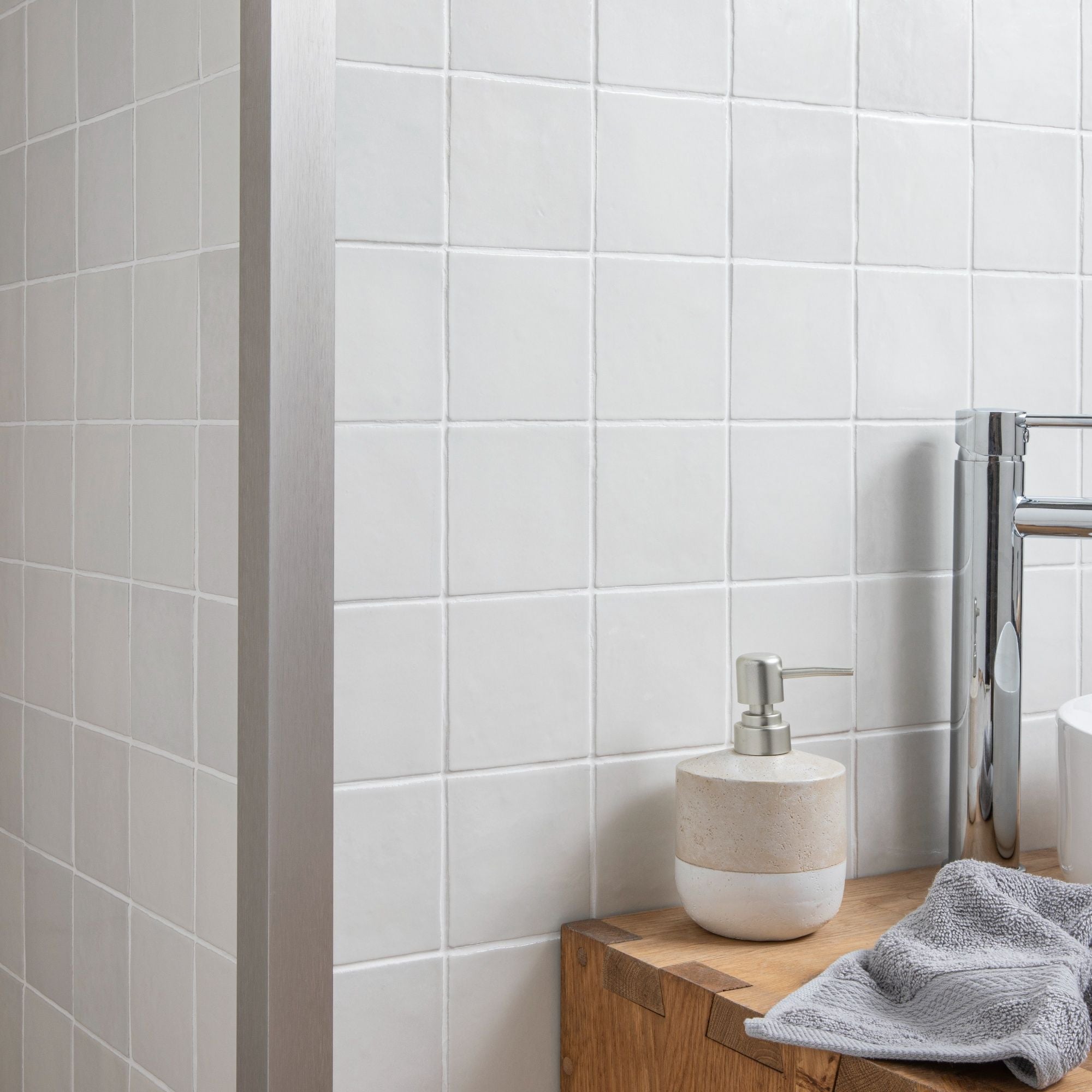 Cornier aluminiu periat anodizat, 40 X 40 X 1.5 mm, L = 1 m, nichel